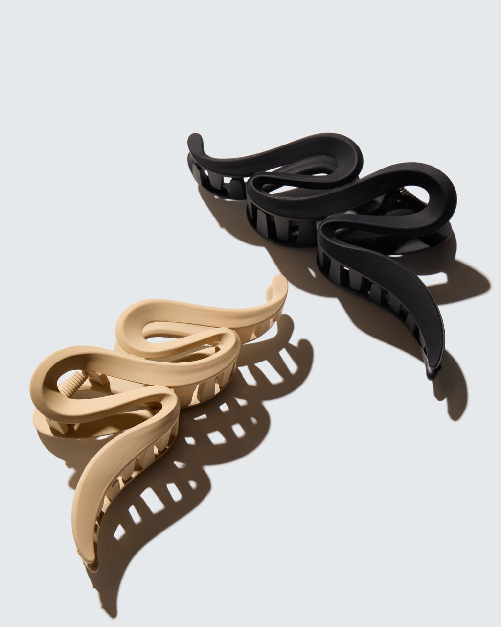 Large Claw Hair Clips, Wave | Lot de 2 | Noire/Beige